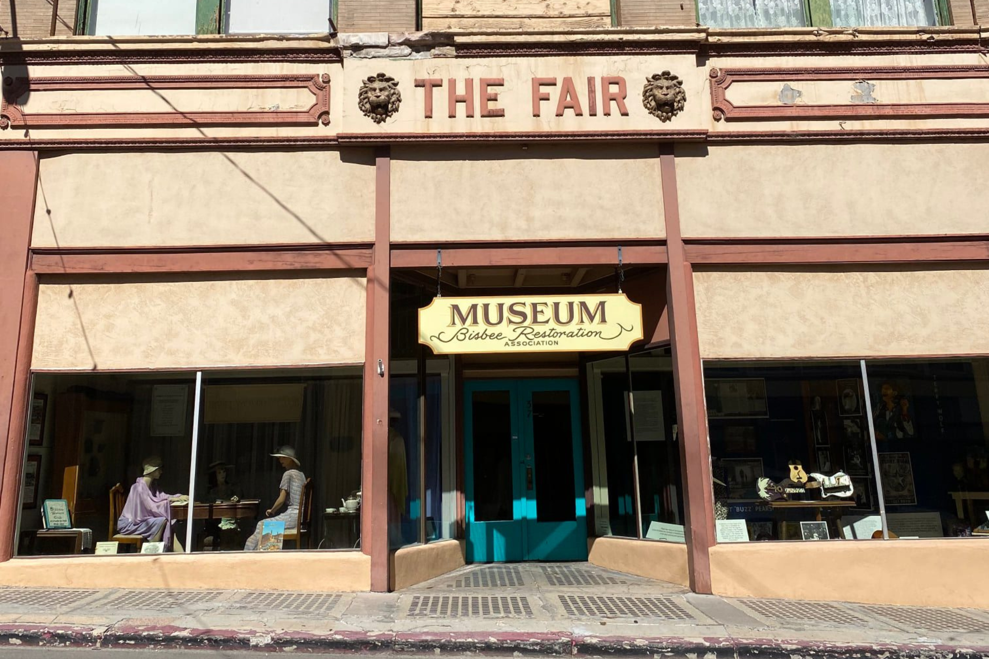 Landmarks - Discover How to Have Fun in Bisbee