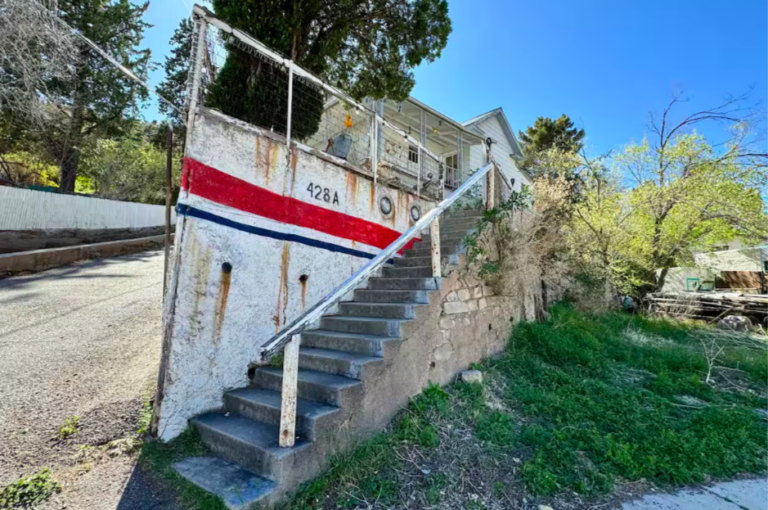 Bisbee 1000 The Great Stair Climb - Discover How to Have Fun in Bisbee